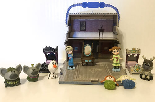 A Special Surprise--Disney Animators' Collection Littles Playsets ...